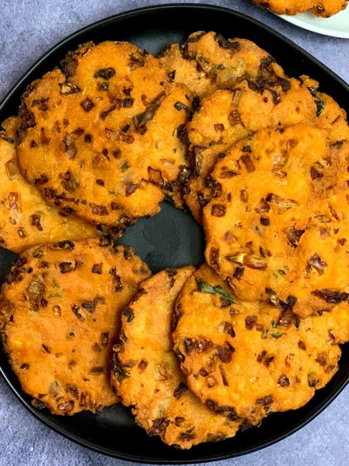 Girmit (North Karnataka Style) - Indian Veggie Delight