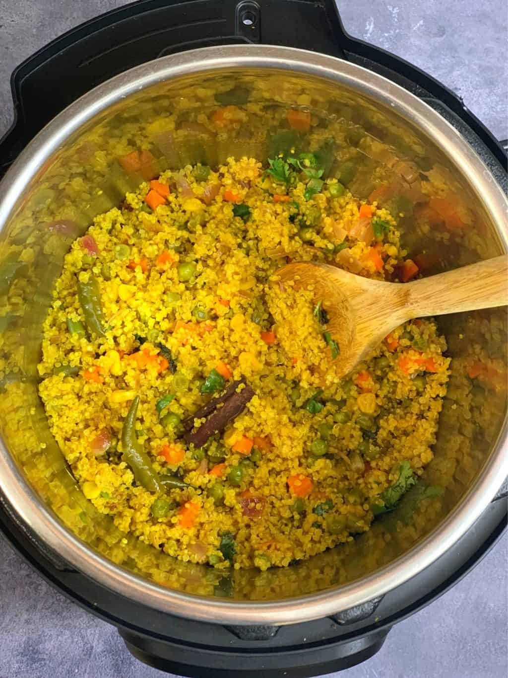 Quinoa Pulao / Pilaf in Instant Pot Pressure Cooker - Indian Veggie Delight