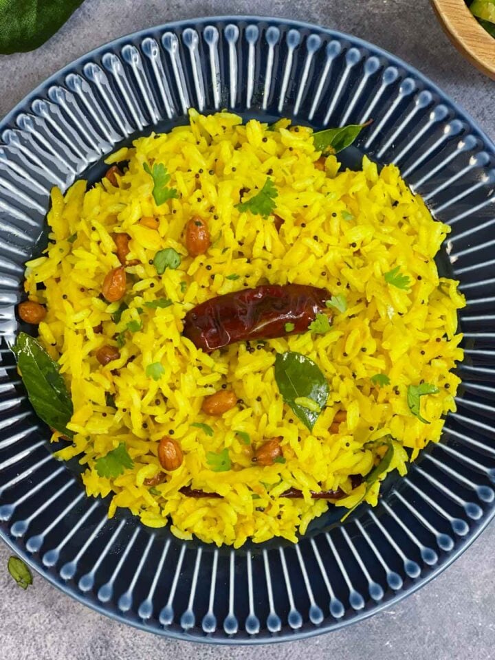 Raw Mango Rice | Mavinakayi Chitranna - Indian Veggie Delight