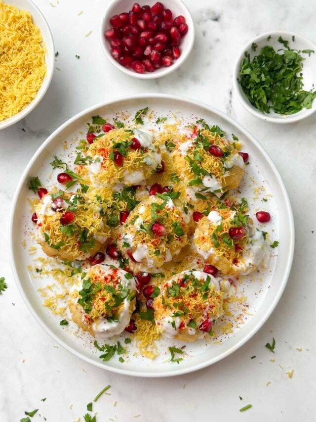 Dahi Puri | Dahi Sev Batata Puri - Indian Veggie Delight