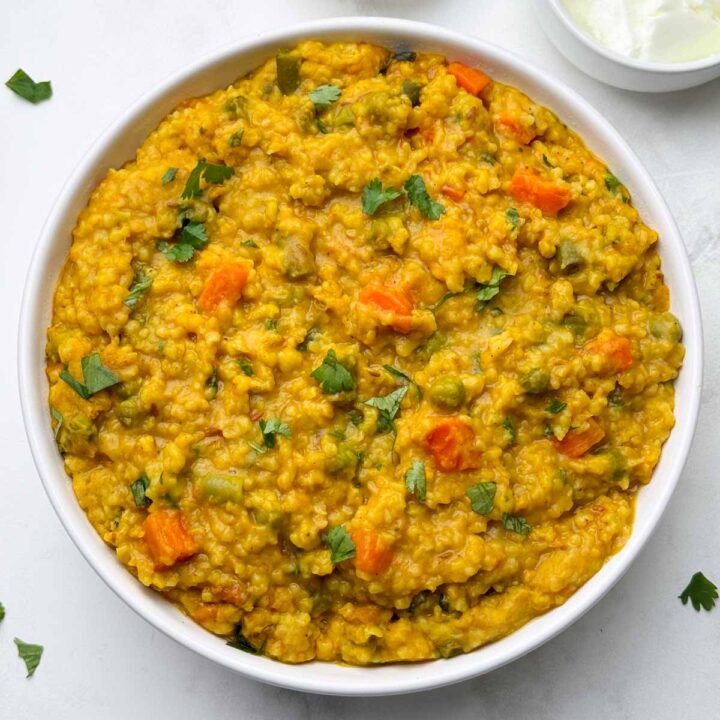Dalia Khichdi (Broken Wheat Khichdi) - Indian Veggie Delight