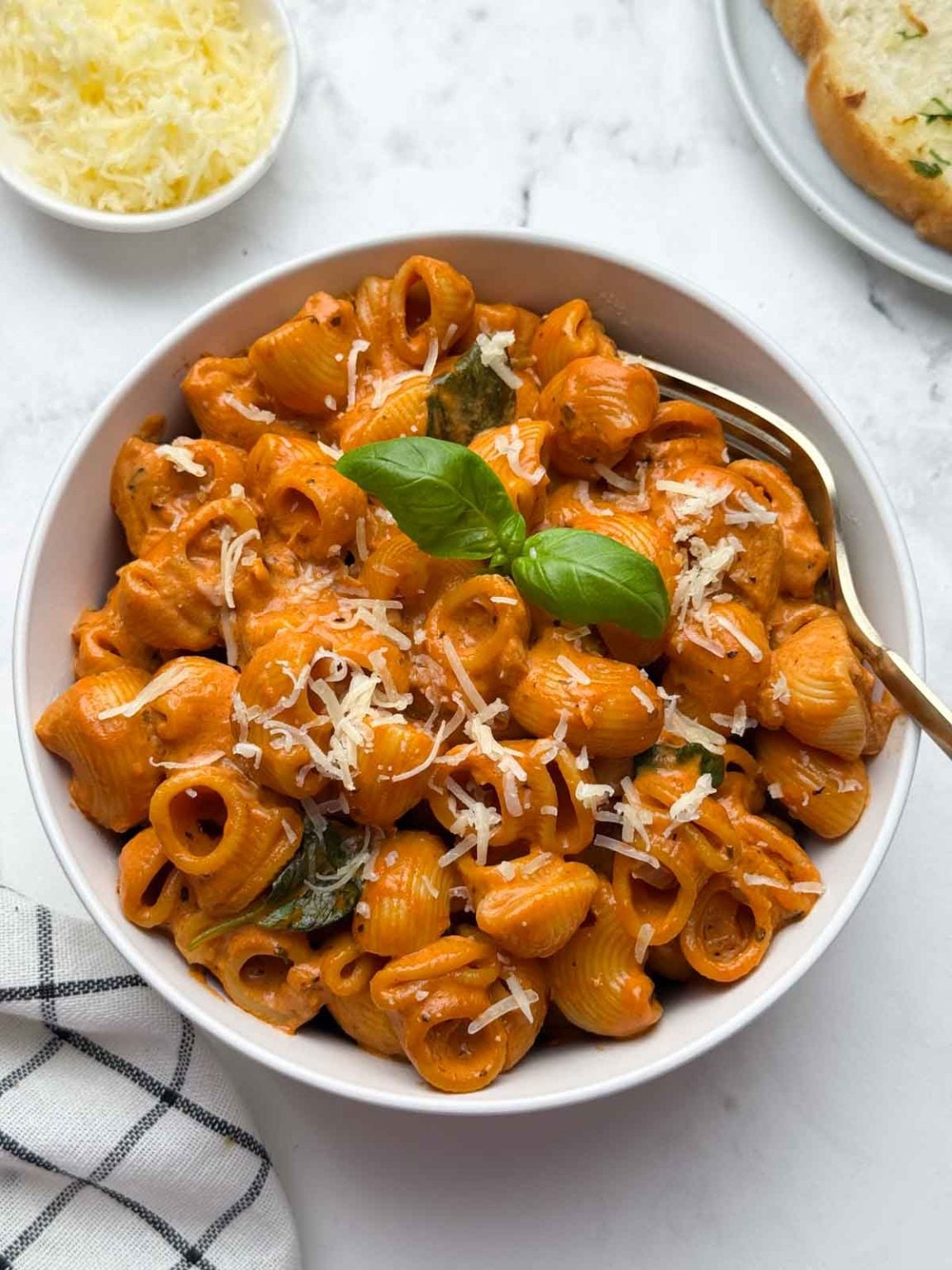 Easy Creamy Tomato Pasta (Using Tomato Paste) - Indian Veggie Delight